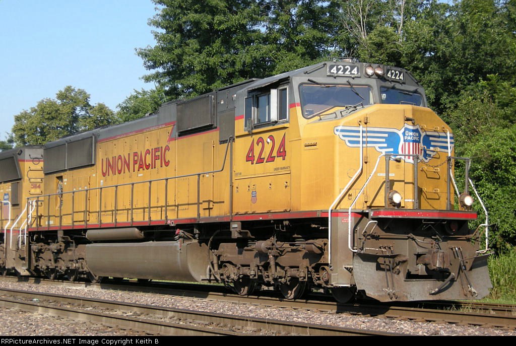 UP 4224